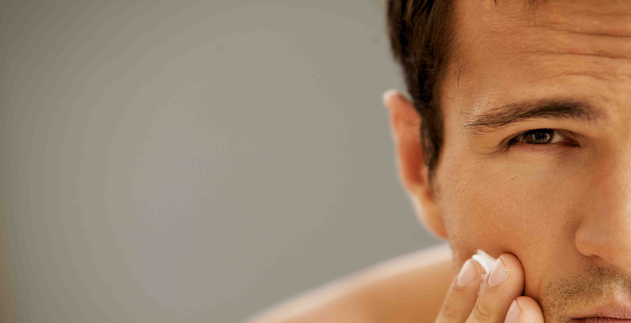 Hydration & Beyond Your Guide to a Flawless Men's Skincare Routine ...